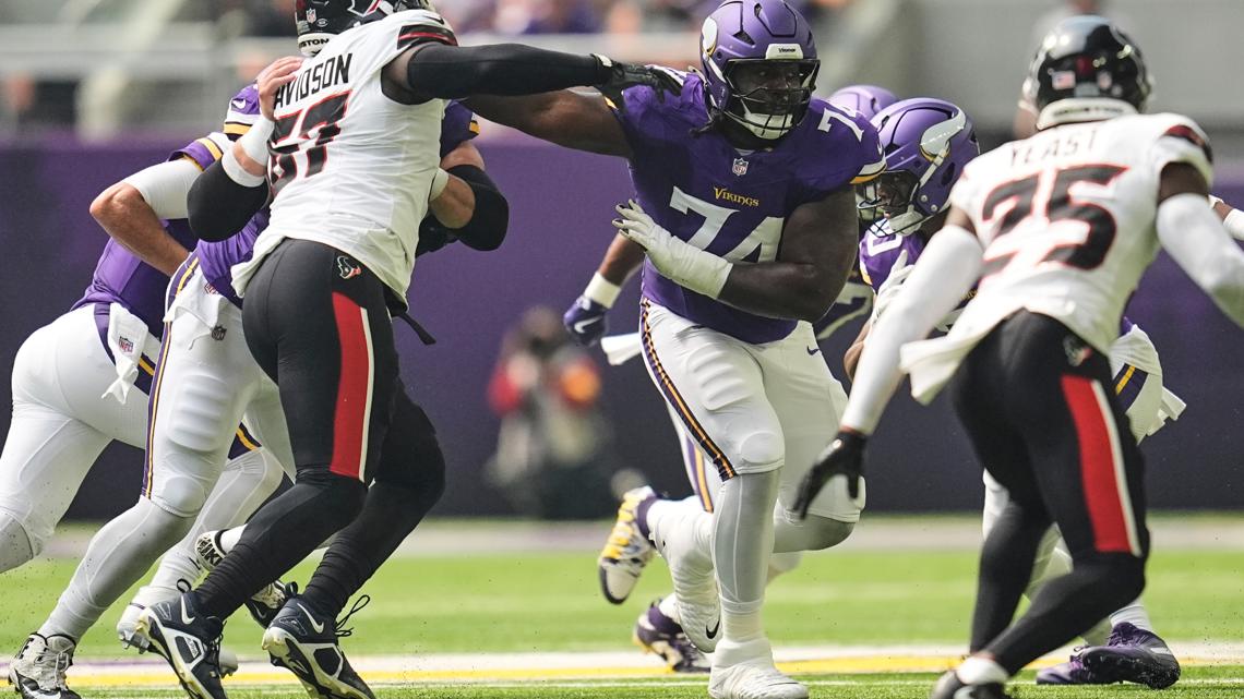 Vikings rookie Donovan Jackson has surgery on wrist, likely to miss 2 ...