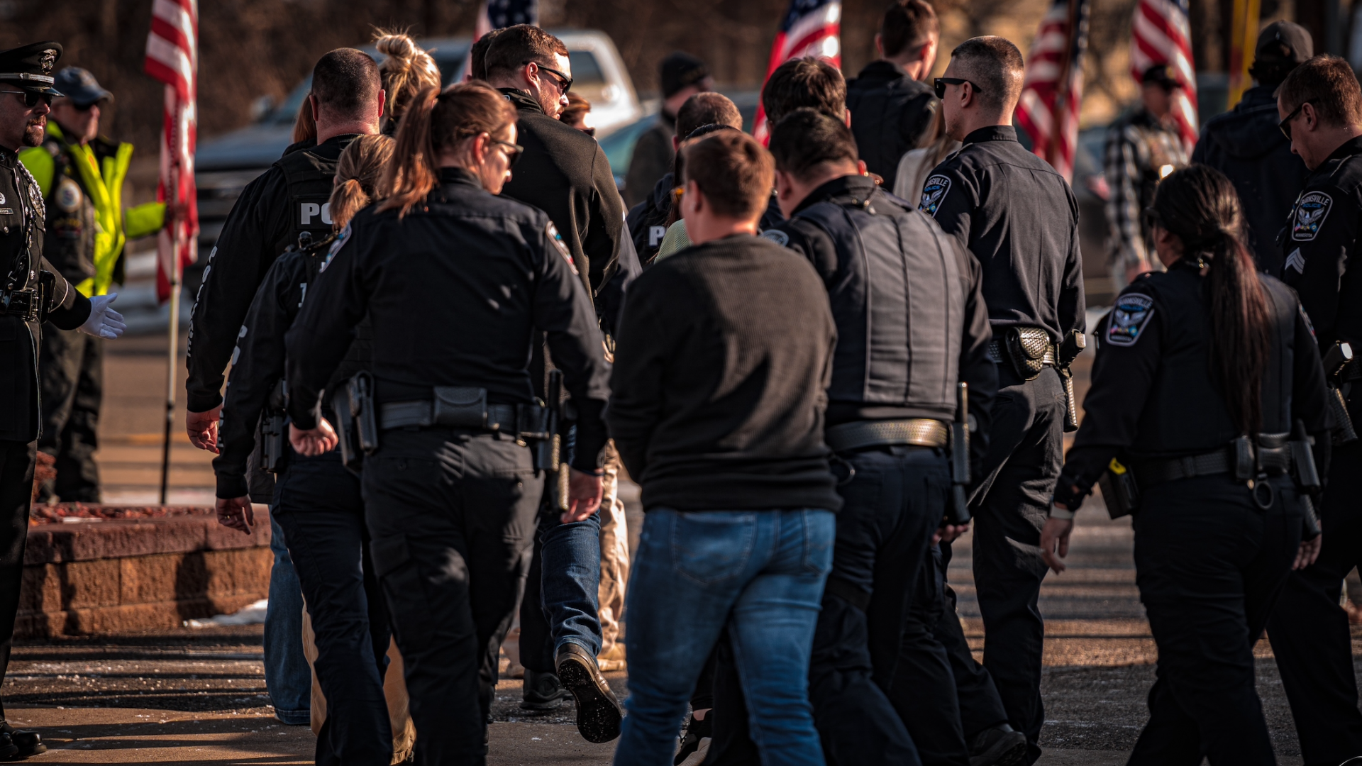 Hundreds gather to honor fallen Burnsville officers | kare11.com