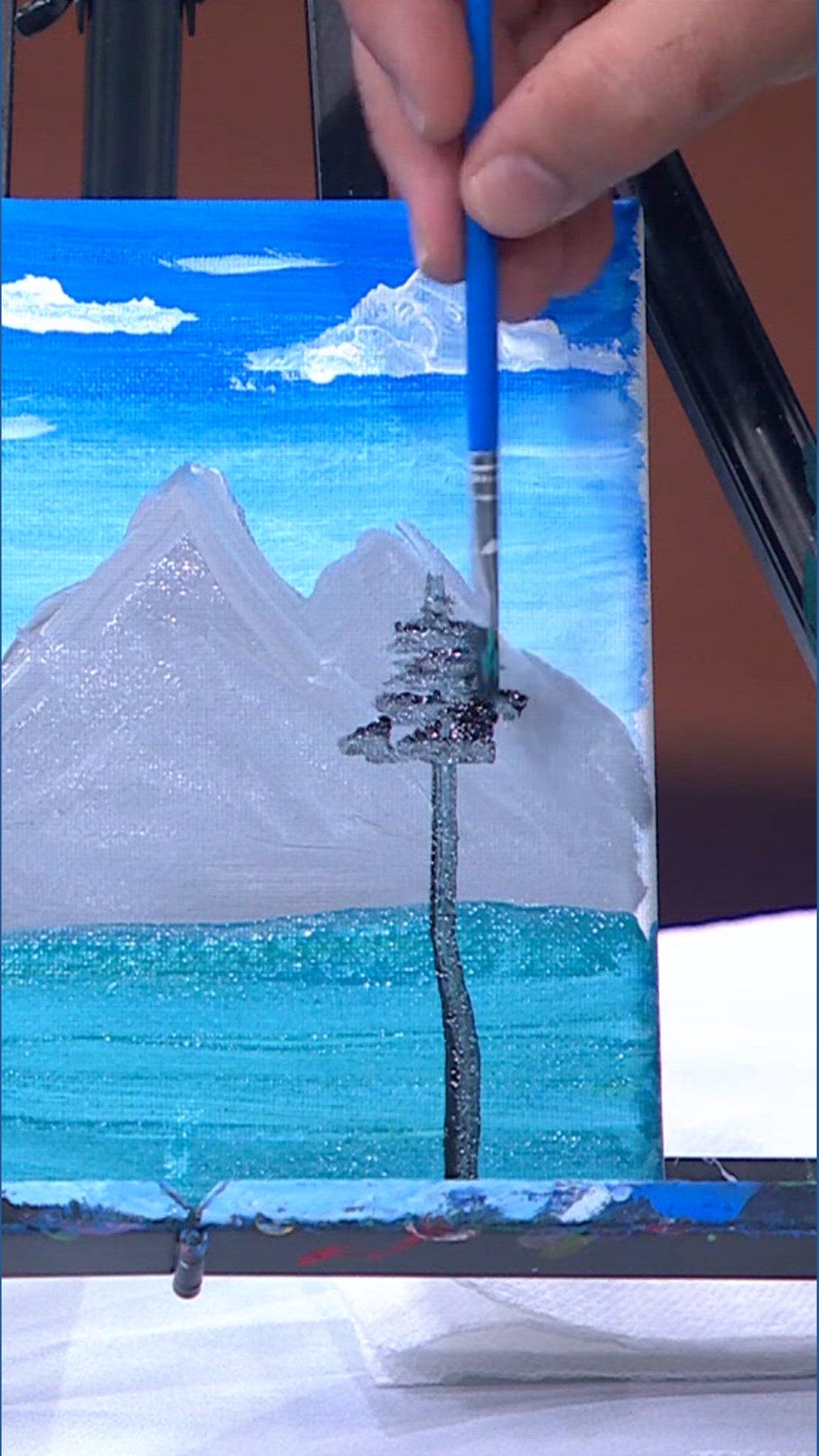 KARE 11 Sunrise team tries a Paint & Sip-style class | kare11.com