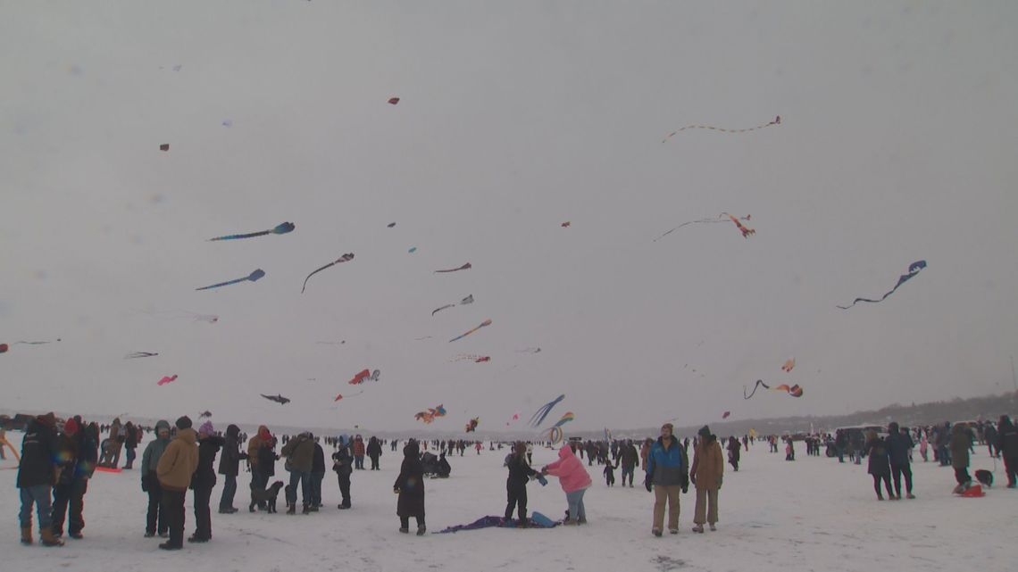 Massive kites draws crowds in Buffalo | kare11.com