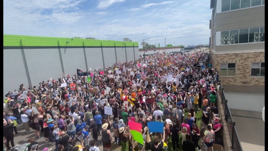 Mayor Jacob Frey, Sarah Clarke welcome newborn daughter | kare11.com