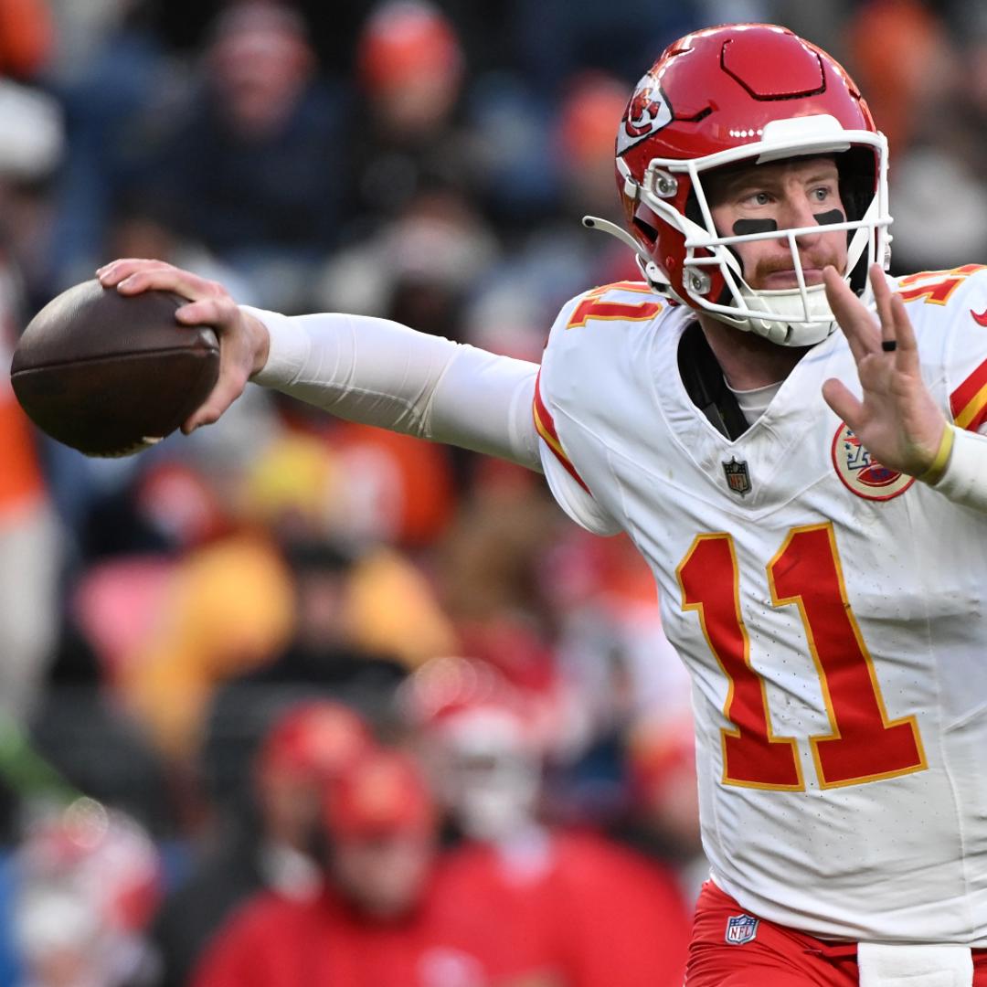 Vikings sign QB Carson Wentz, trade Sam Howell to Eagles | kare11.com