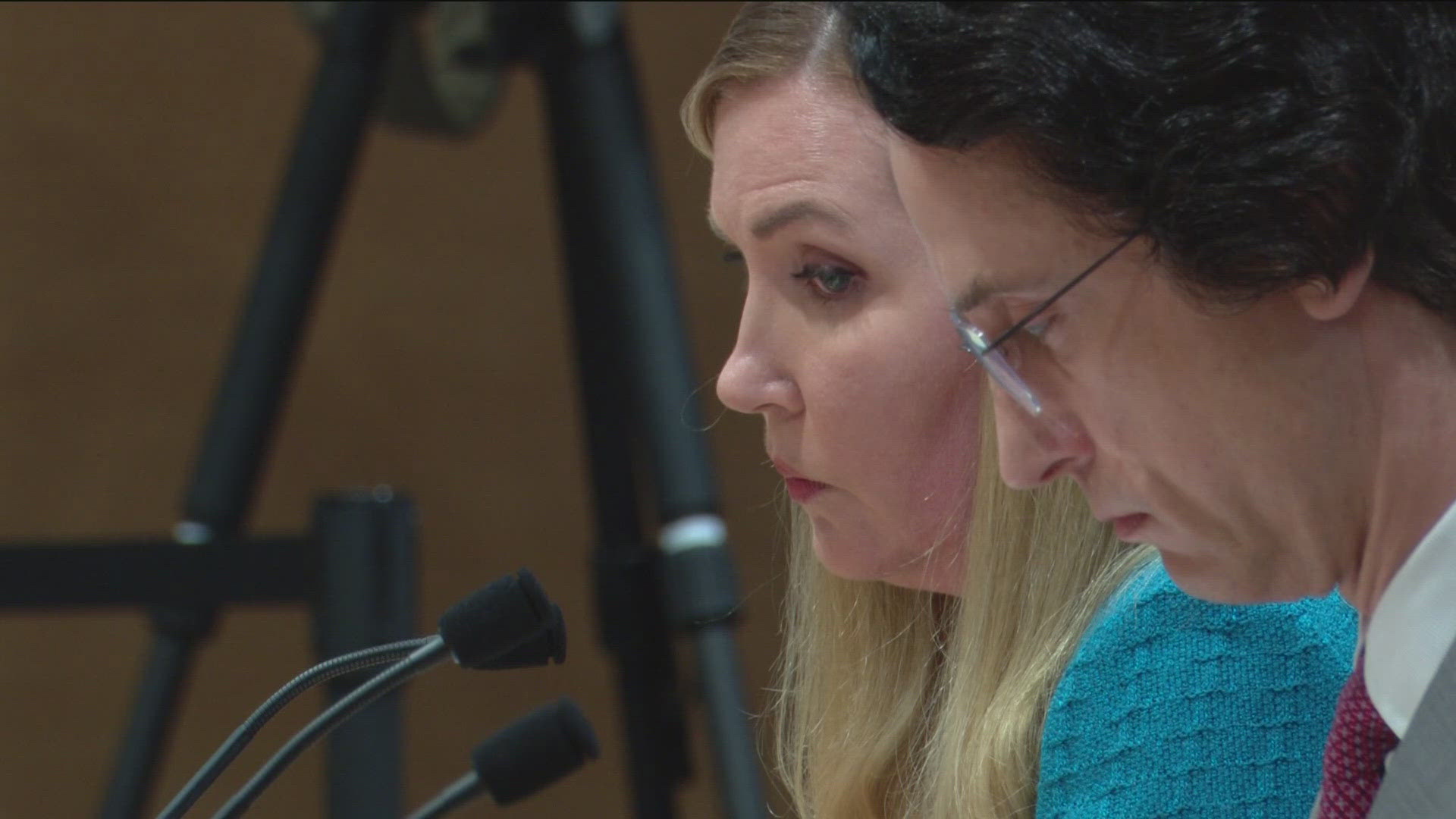 Sen. Nicole Mitchell asks for trial on burglary charge to be delayed to ...