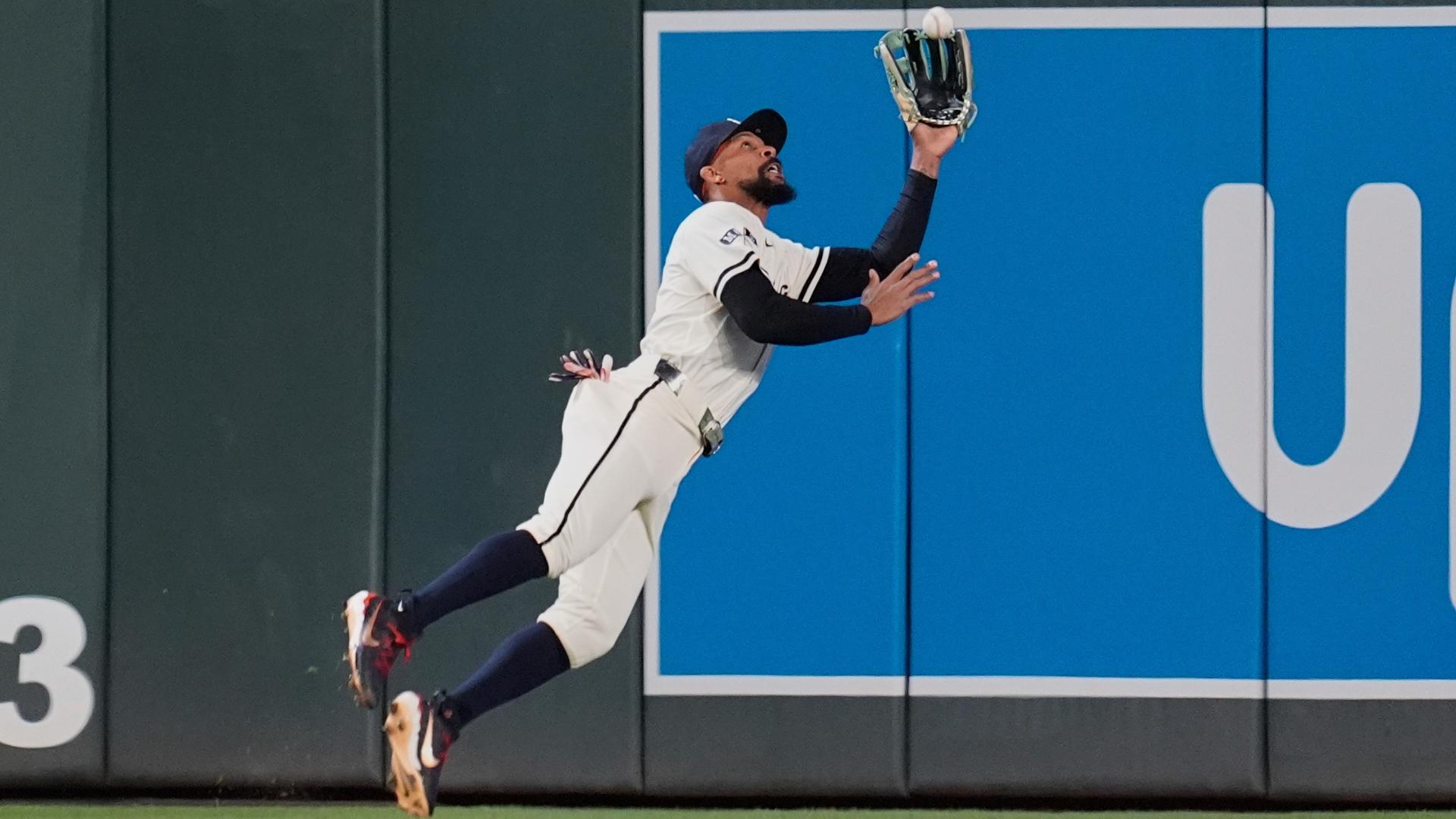 Byron Buxton's diving catch preserves win for Twins | kare11.com