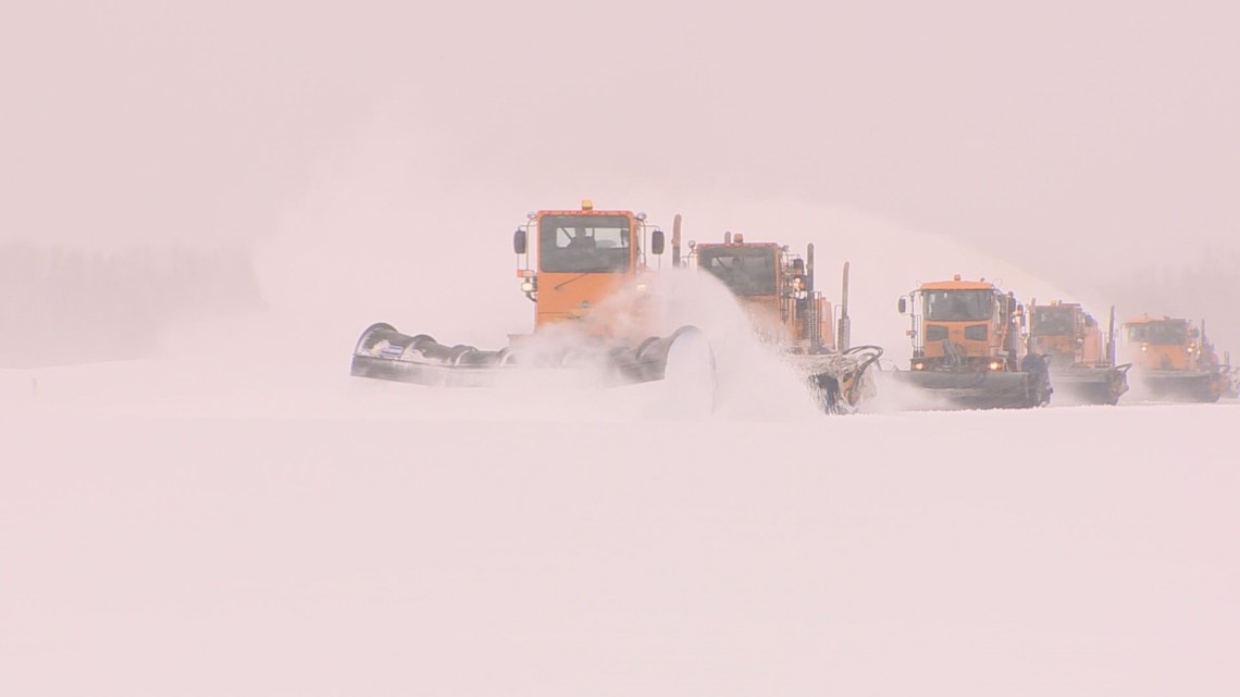 MSP Airport, travelers prepare for snow | kare11.com