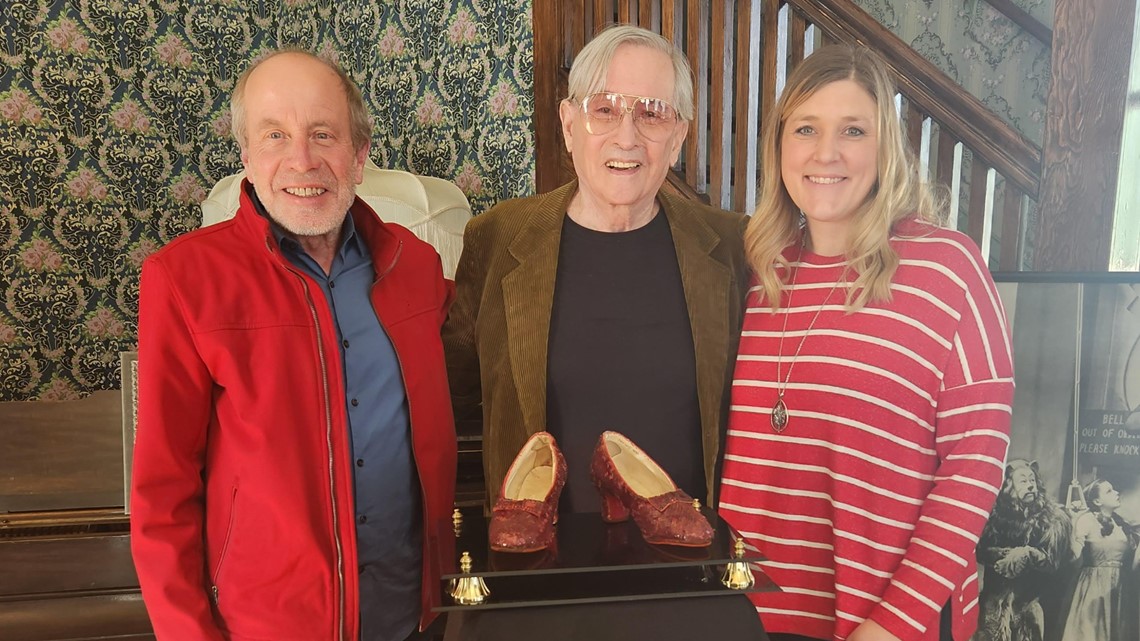 Stolen 'Wizard of Oz' ruby slippers reunited with owner | kare11.com