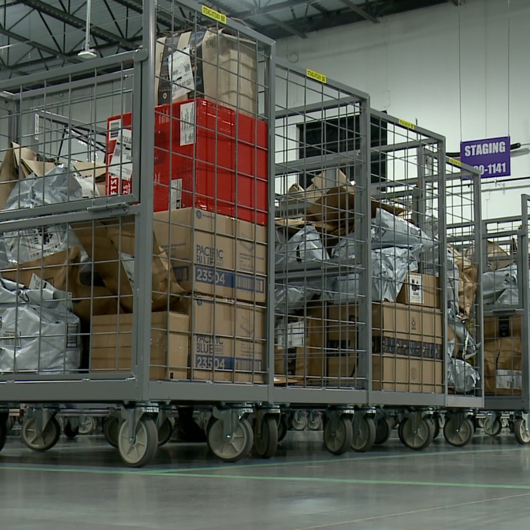 Amazon opens second same-day delivery center in Twin Cities | kare11.com