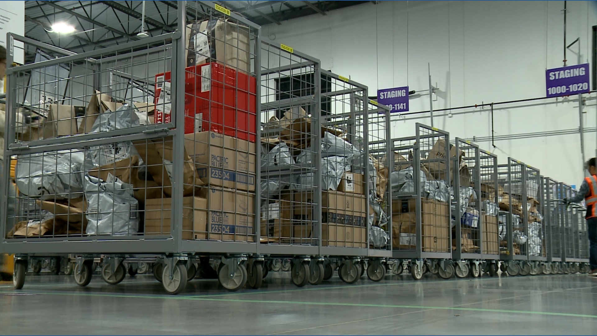 Amazon opens second same-day delivery center in Twin Cities | kare11.com