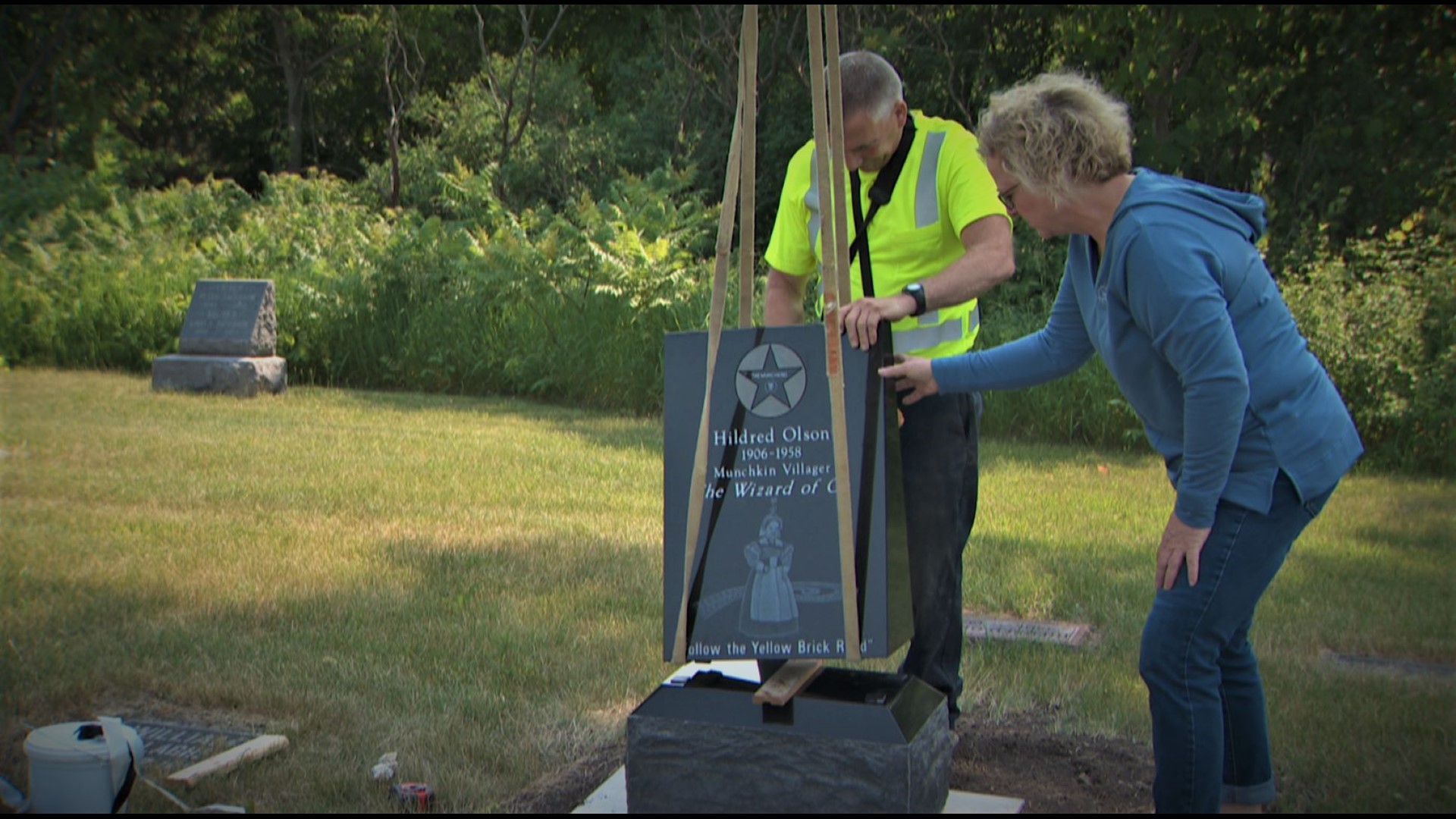Minnesotan who played Munchkin in 'Wizard of Oz' gets monument | kare11.com