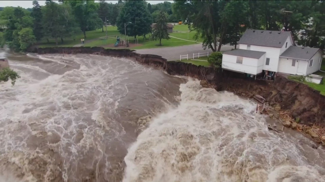 WATCH: Home next to Rapidan Dam falls into river | kare11.com