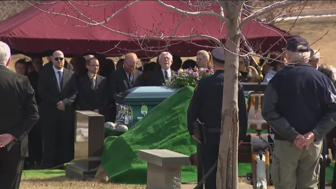 Former St. Paul officer Felicia Reilly laid to rest | kare11.com