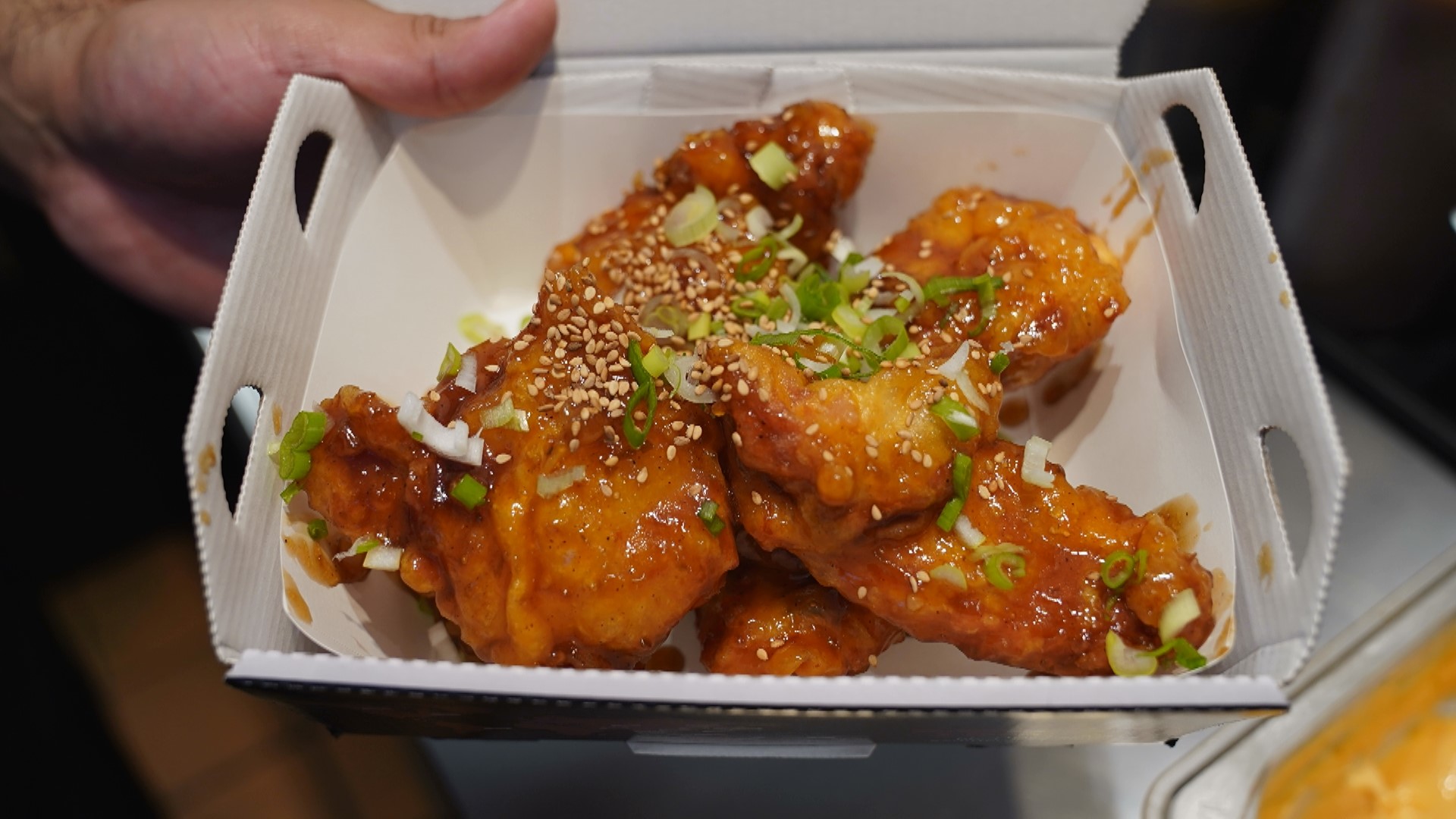 Famous Korean fried chicken chain to open store in St. Paul | kare11.com