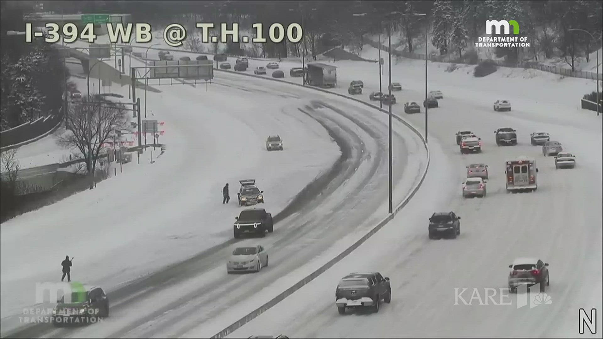 WATCH: Heavy snow strands drivers on Twin Cities roads | kare11.com