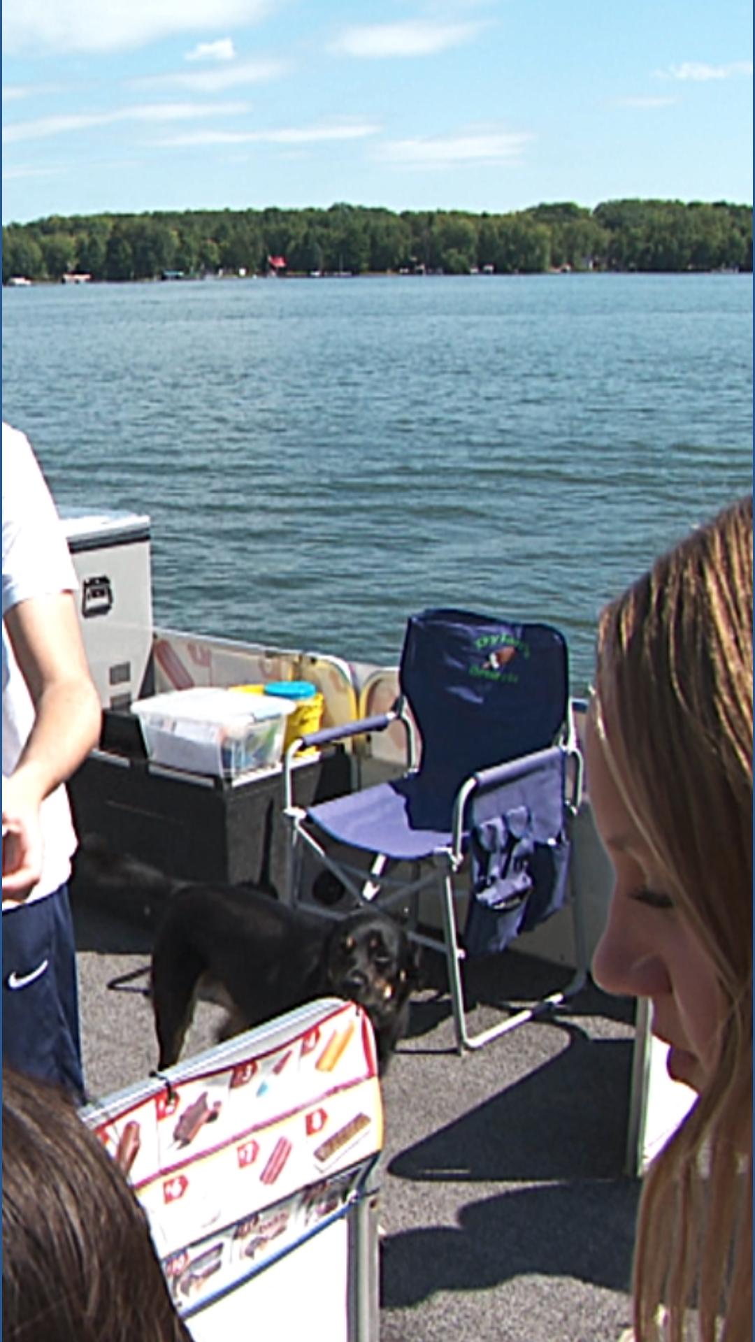 Teens Ice Cream Boat Is Music To Ears Of Wi Lake Goers