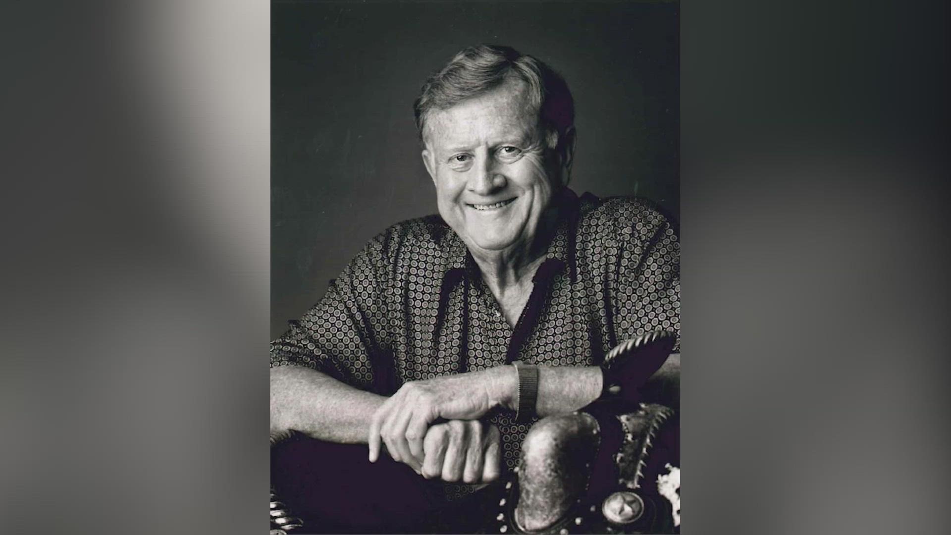 Former Minnesota Vikings owner Red McCombs dies at 95 | kare11.com