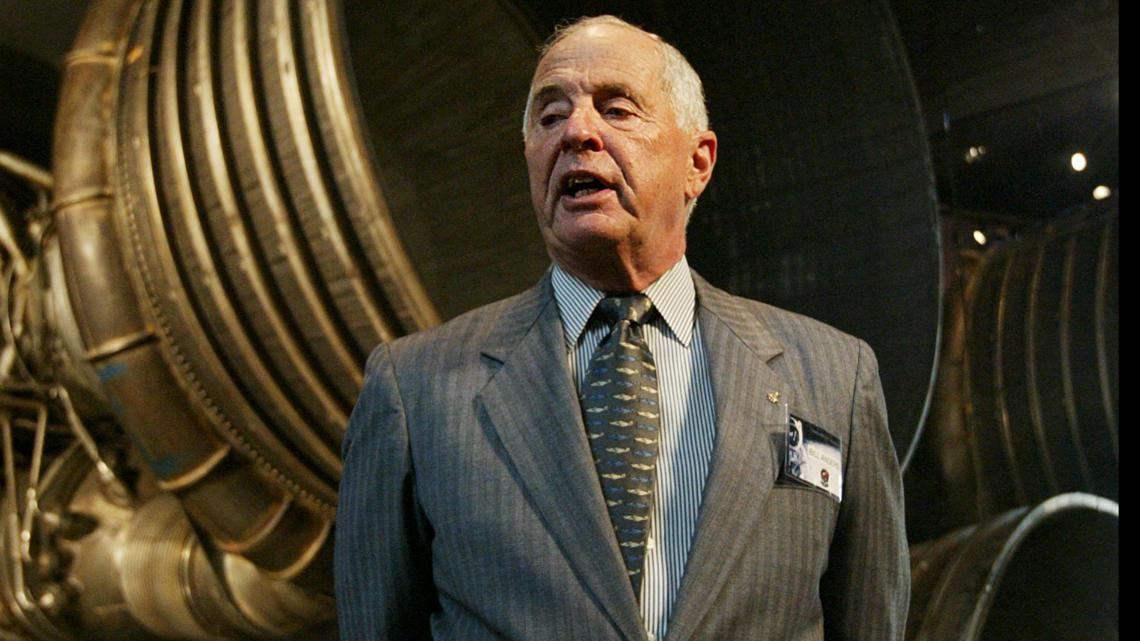 Astronaut William Anders dies in plane crash, son confirms | kare11.com