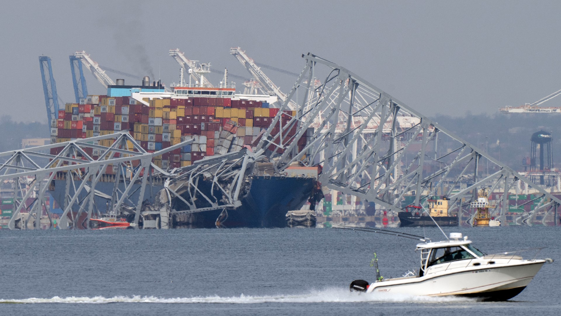 Key Bridge in Baltimore collapses after cargo ship hits support ...